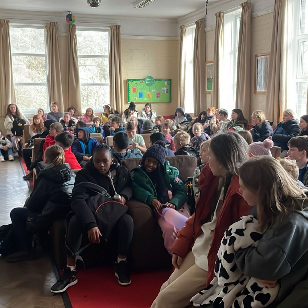 Crown Wood Primary School - ryg